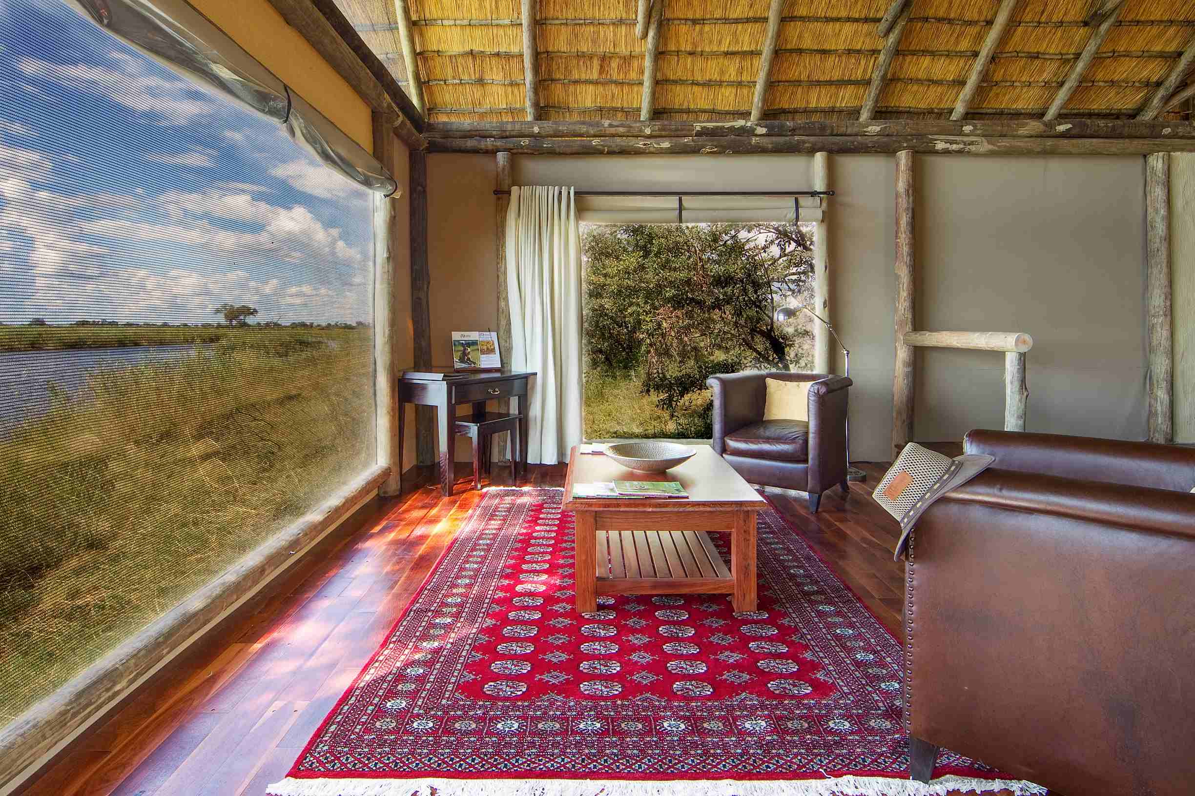 Lagoon Camp – Speke Travel